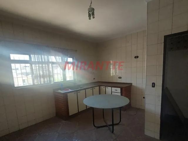 Sobrado de 180m² com 10 quartos em Jardim Brasil