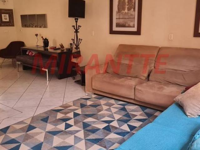 Sobrado de 182m² com 3 quartos
