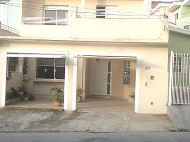 Sobrado de 187m² com 3 quartos