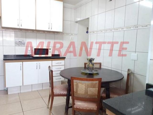 Sobrado de 188m² com 3 quartos