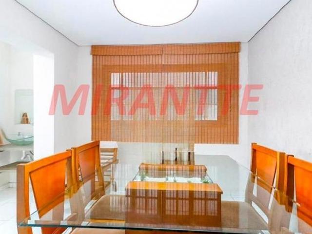 Sobrado de 188m² com 3 quartos