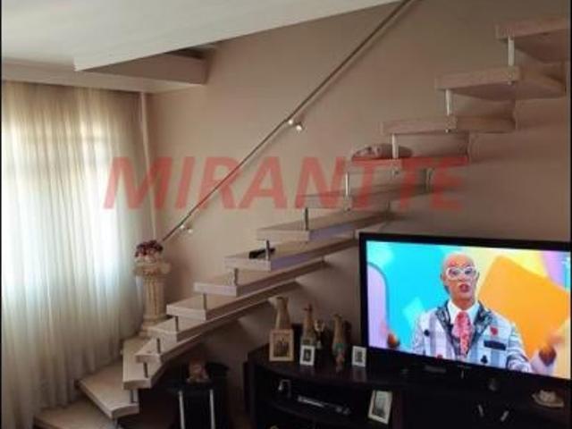 Sobrado de 189m² com 4 quartos