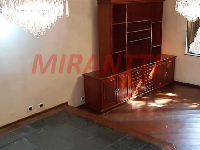 Sobrado de 189m² com 4 quartos