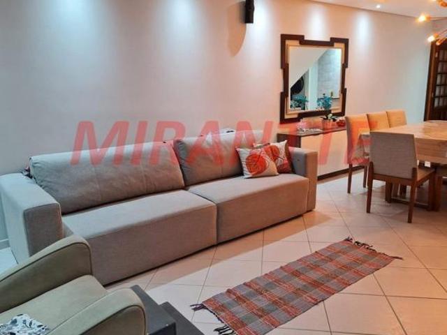 Sobrado de 192m² com 3 quartos