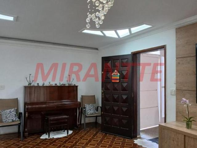 Sobrado de 192m² com 3 quartos