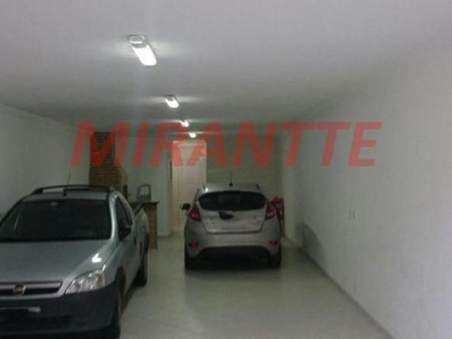 Sobrado de 196m² com 3 quartos