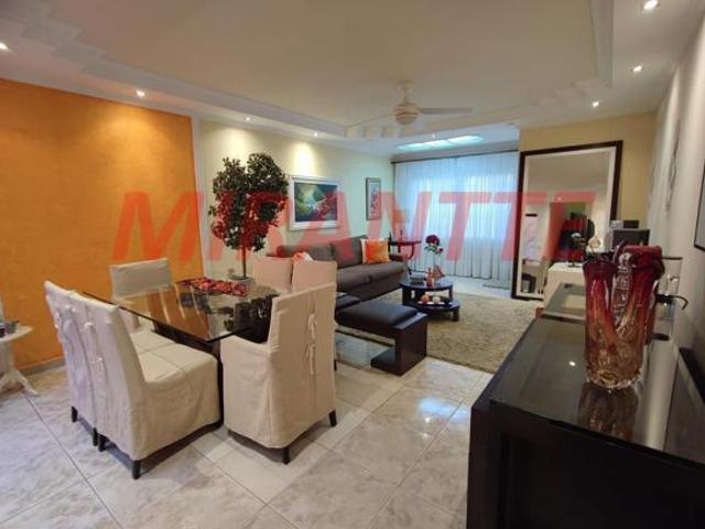 Sobrado de 196m² com 3 quartos