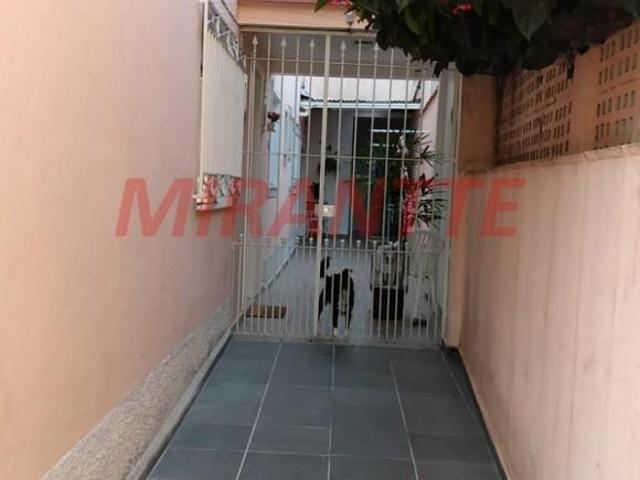Sobrado de 1970m² com 2 quartos