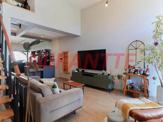 Sobrado de 198m² com 3 quartos