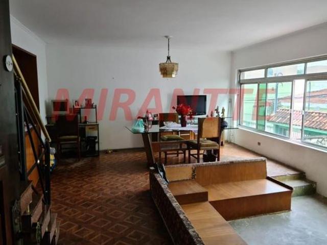 Sobrado de 199m² com 3 quartos