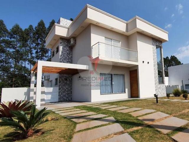 Sobrado de 199m² no bairro Área Rural De Águas De Santa Bárbara, em Águas de.