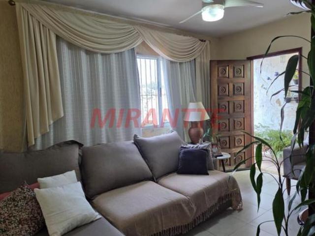 Sobrado de 107m² com 3 quartos