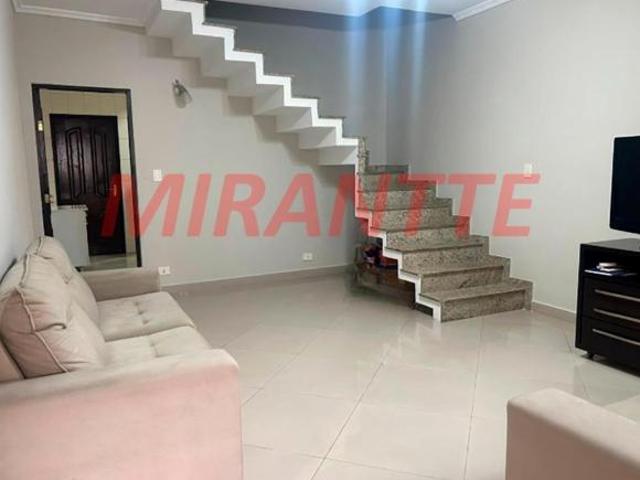 Sobrado de 104m² com 2 quartos