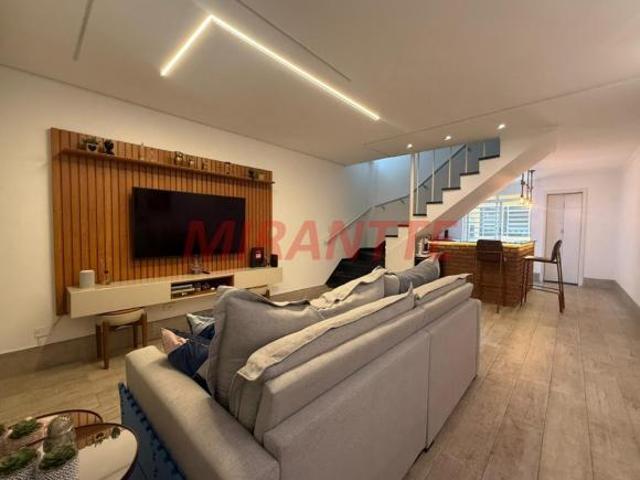 Sobrado de 104m² com 2 quartos
