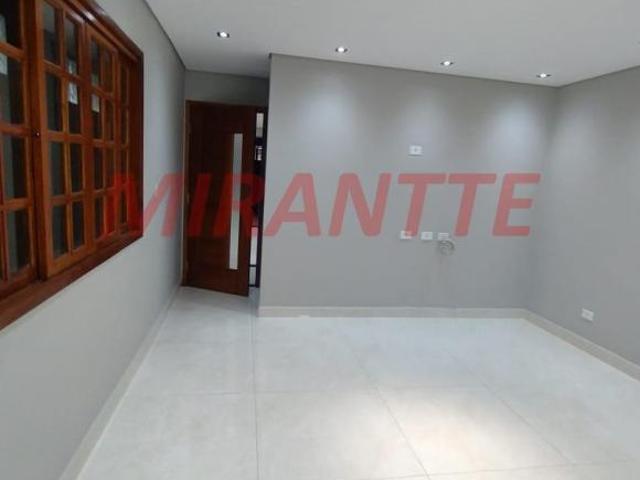 Sobrado de 104m² com 2 quartos