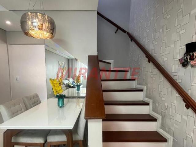 Sobrado de 104m² com 3 quartos
