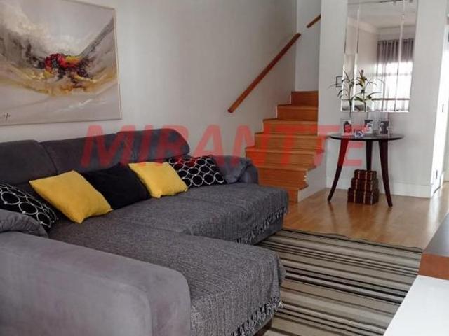 Sobrado de 106m² com 2 quartos