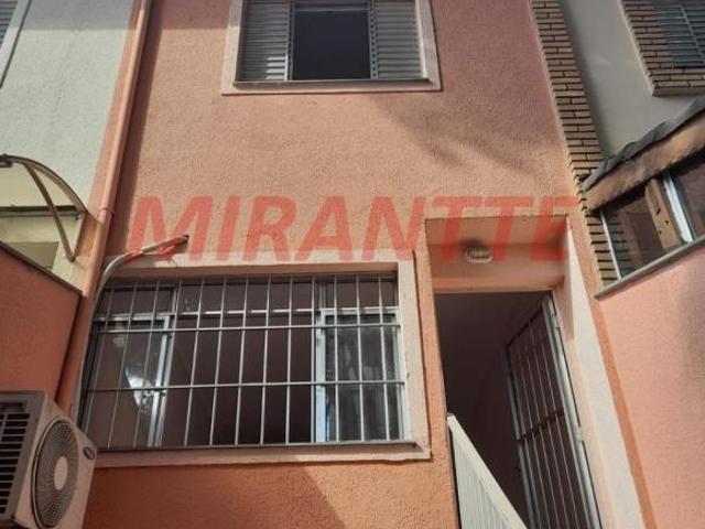 Sobrado de 106m² com 2 quartos