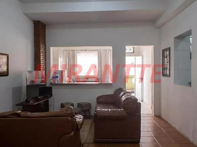 Sobrado de 108m² com 2 quartos