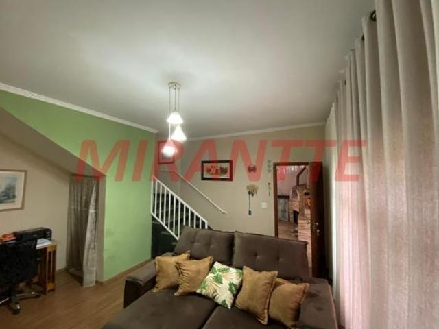 Sobrado de 108m² com 2 quartos
