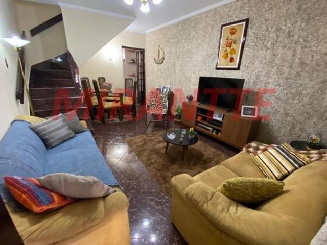 Sobrado de 109m² com 2 quartos