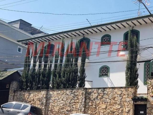 Sobrado de 110m² com 11 quartos