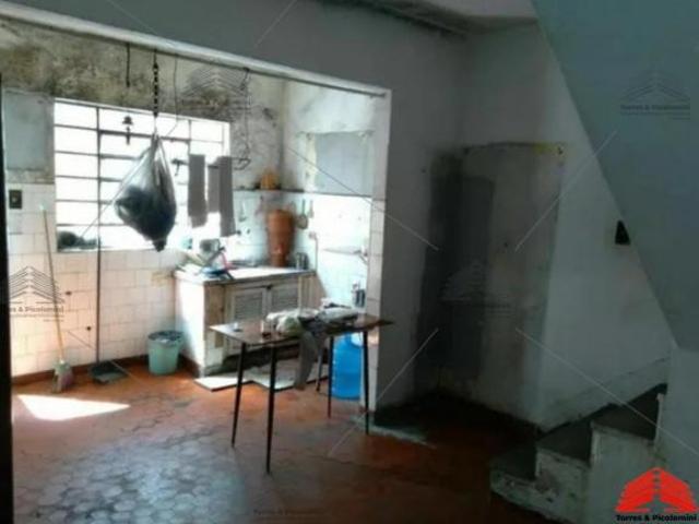 Sobrado de 115 m² a venda no Saúde, com 2 dormitórios, 1 banheiro, 1 vaga de garagem, cozinha, sala
