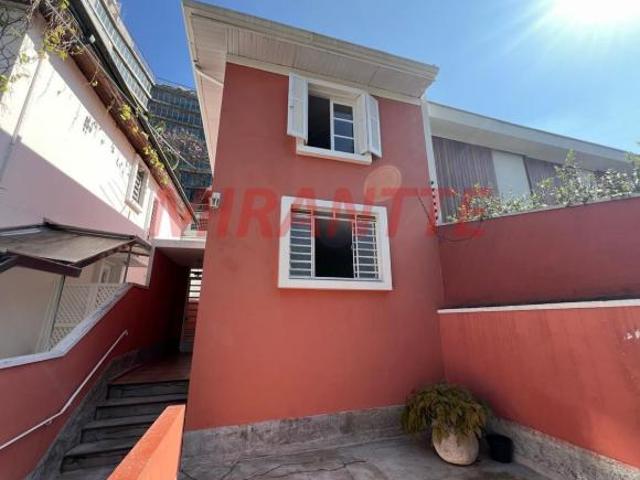 Sobrado de 115m² com 2 quartos