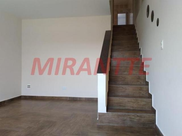 Sobrado de 116m² com 2 quartos