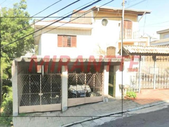 Sobrado de 119m² com 2 quartos