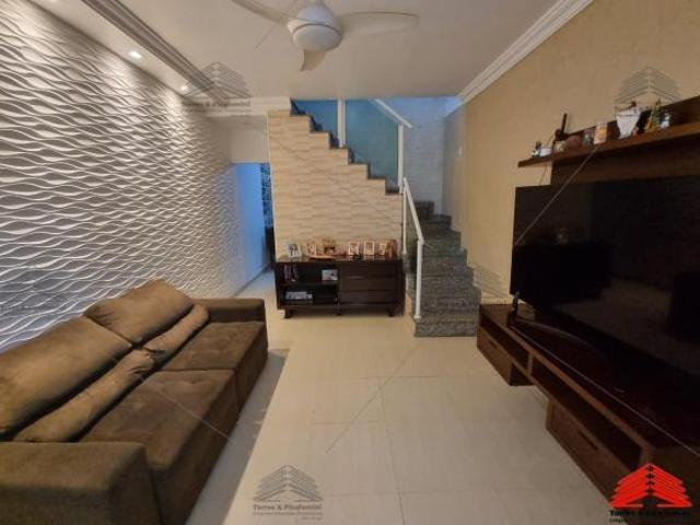 Sobrado de 120 m² a venda na Vila ema, 2 dormitórios sendo 2 suites, 3 banheiros, 2 vagas de garagem