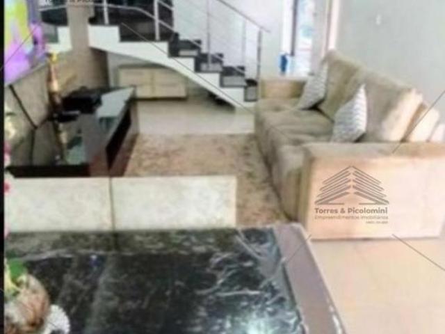 Sobrado de 120 m² a venda na Vila Ema, com 3 dormitórios sendo 3 suítes, 4 banheiros, lavanderia, sa