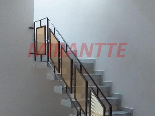 Sobrado de 120m² com 2 quartos