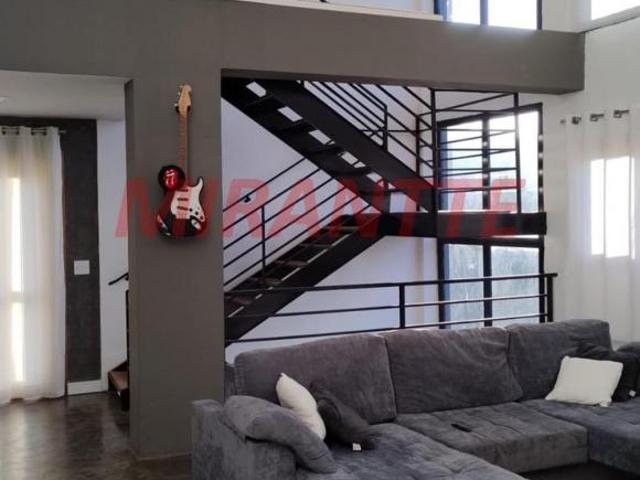 Sobrado de 120m² com 3 quartos
