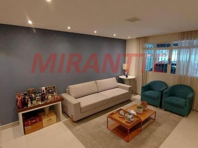 Sobrado de 121m² com 4 quartos
