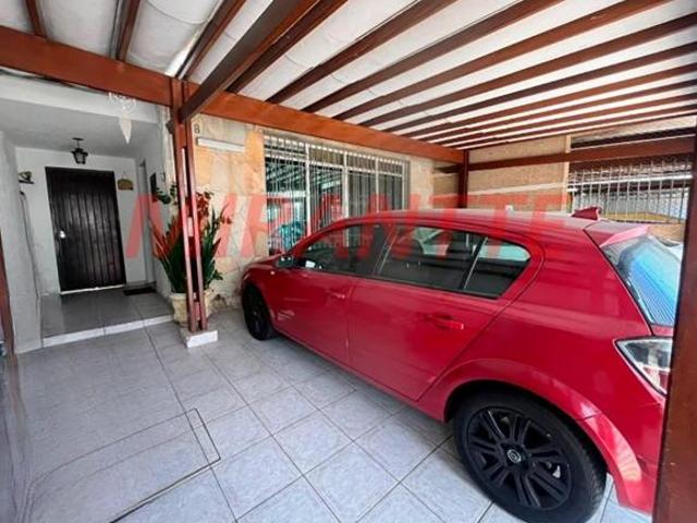 Sobrado de 132m² com 2 quartos