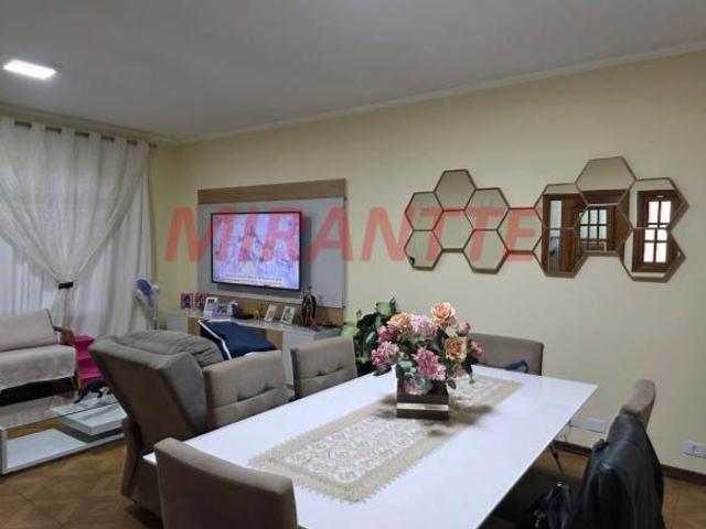Sobrado de 137m² com 4 quartos