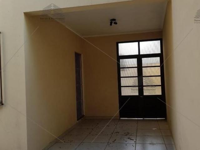 Sobrado de 135m² a venda na Vila Califórnia, com 3 dormitórios sendo 1 suíte, 2 banheiros, 1 sala de