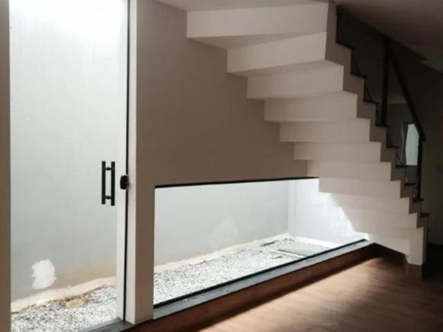 Sobrado de 240 m², 3 quartos em Vila Marina, Santo André