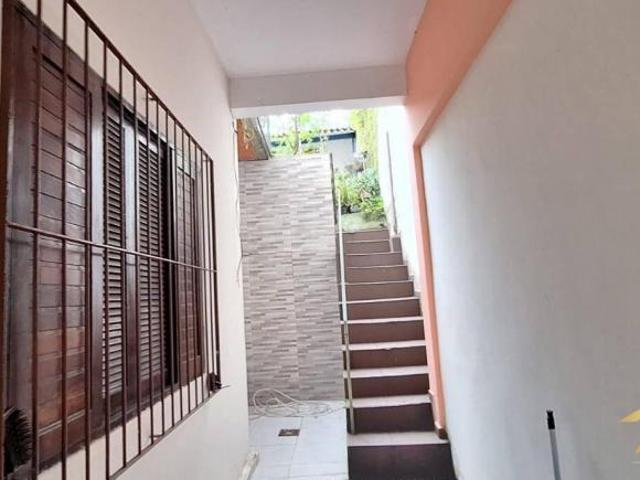 Sobrado de 240m² com 3 Quartos, 2 Wc e 2 vagas no Jd. das Flores – Osasco