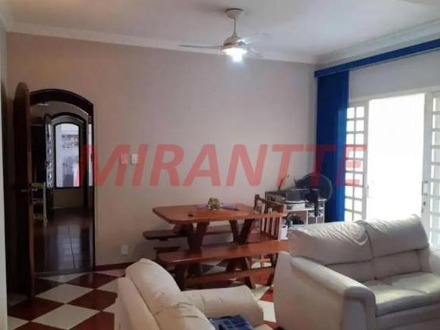 Sobrado de 240m² com 5 quartos