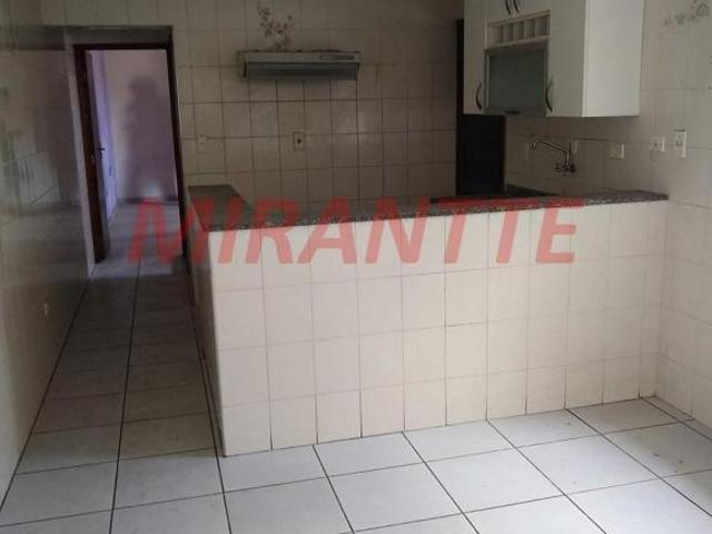 Sobrado de 244m² com 4 quartos