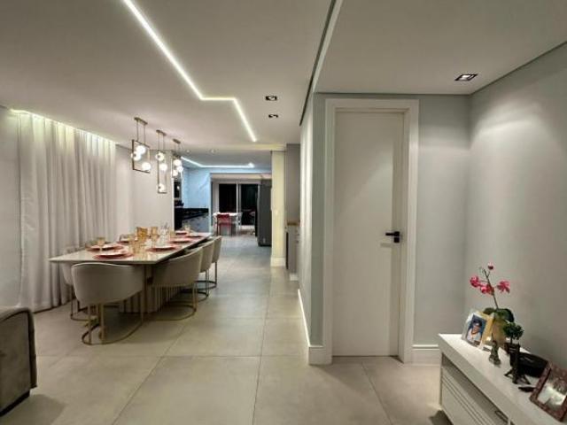 Sobrado de 245 m², 3 quartos em Conjunto Residencial Vista Verde, São Paulo
