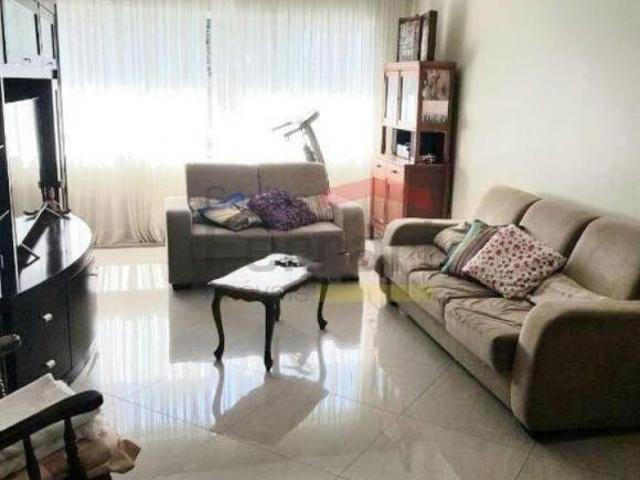 Sobrado de 248 m² à Venda no Jardim São Paulo!