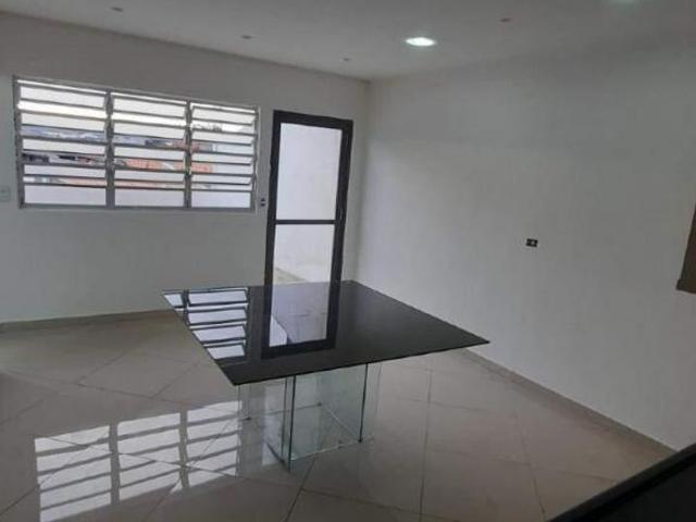 Sobrado de 250 m² no Bairro dos Casas em São Bernardo Do Campo/SP