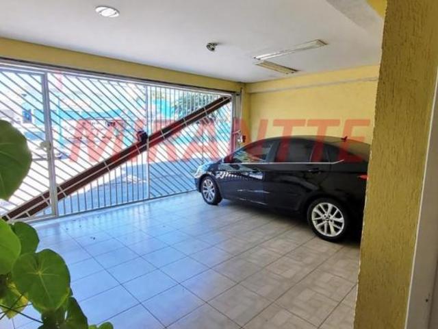 Sobrado de 250m² com 3 quartos