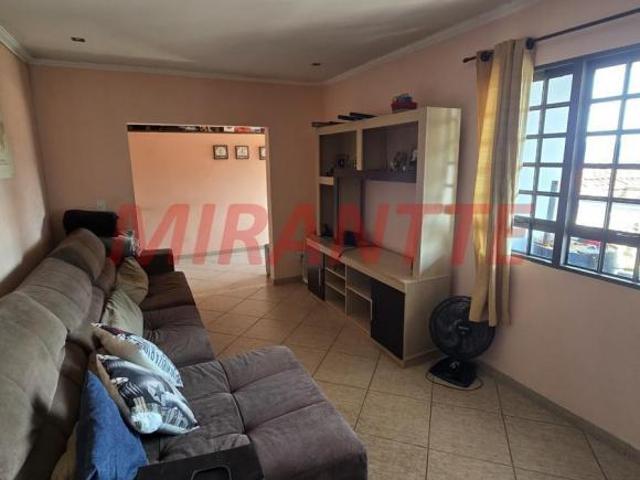 Sobrado de 250m² com 3 quartos