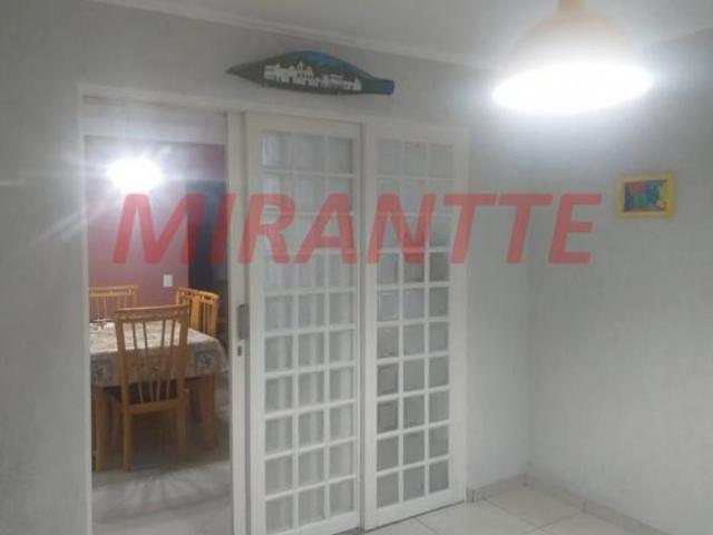 Sobrado de 250m² com 4 quartos