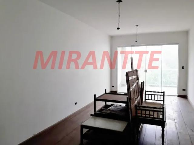 Sobrado de 250m² com 4 quartos em Vila Aurora