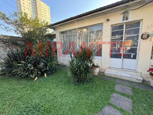 Sobrado de 254m² com 4 quartos